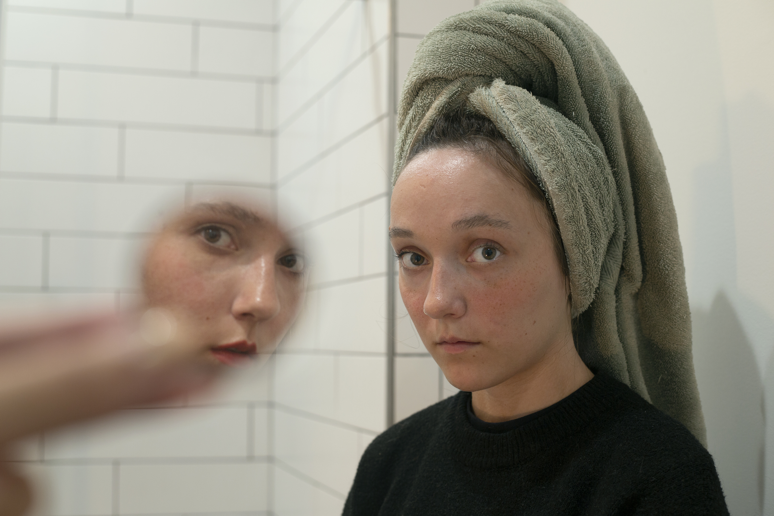 Ava Williams Beautifully Documents Sisterhood in Her Series 'The Twins ...